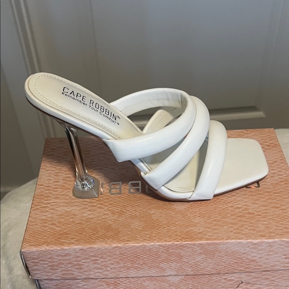 Cape Robbin | Shoes | Cape Robbin White Strappy Heels With Silver ...